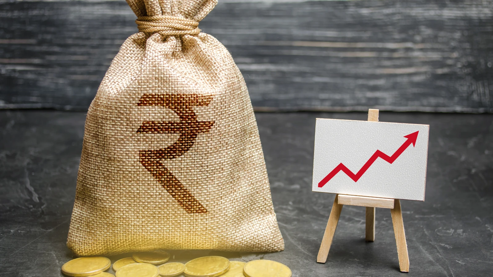 Rupee Gains 10 Paise to ₹87.78 vs USD on Trade Hopes