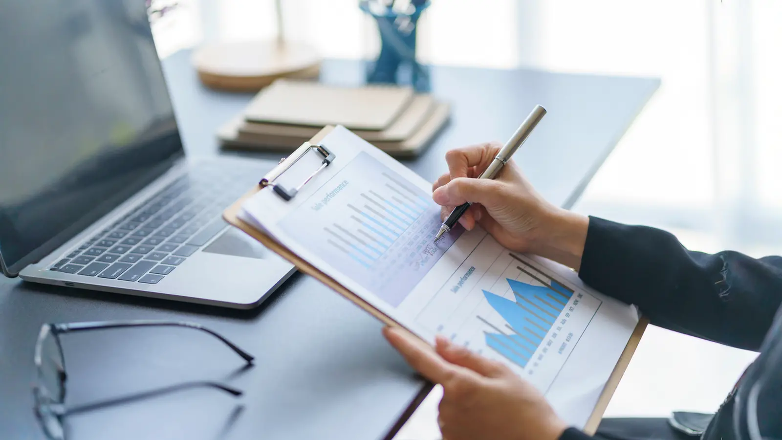 Astron Paper Reports ₹475 Lakh Net Loss on Near-Zero Revenue